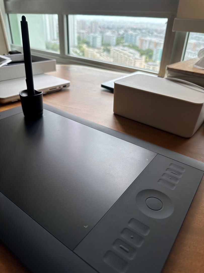 Wacom INTUOS 5 Professional Tablet (medium), Computers & Tech, Parts ...