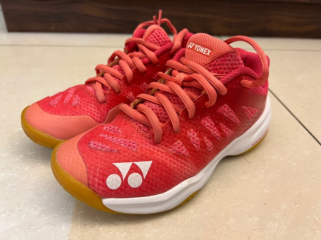 Yonex AERUS 3 Kids, 運動產品, 運動與體育, 運動與體育 - 球拍和球類運動 - Carousell
