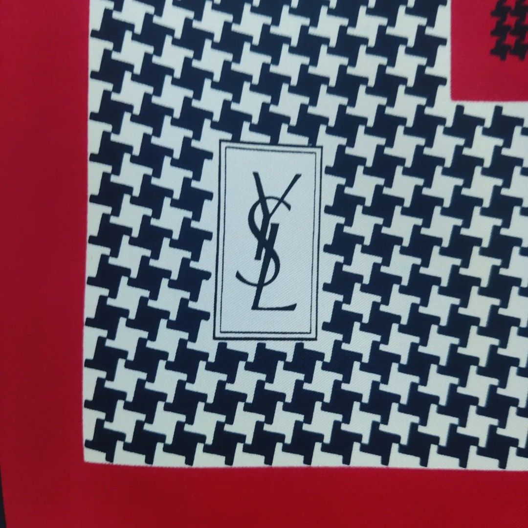 YSL 70's collection houndstooth silk vintage scarf, Women's Fashion ...