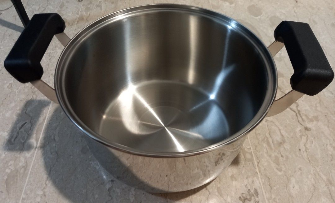 Zebra SS304 22cm Pot, Furniture & Home Living, Kitchenware & Tableware ...