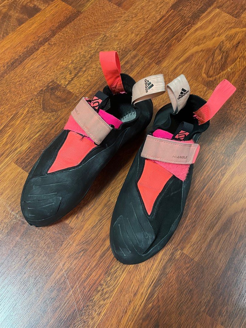 Adidas 5.10 Hiangle, Sports Equipment, Other Sports Equipment and ...