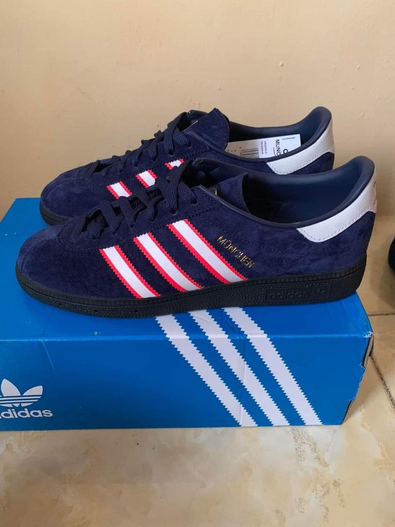 Adidas munchen edge blue, Fesyen Pria, Sepatu , Sneakers di Carousell
