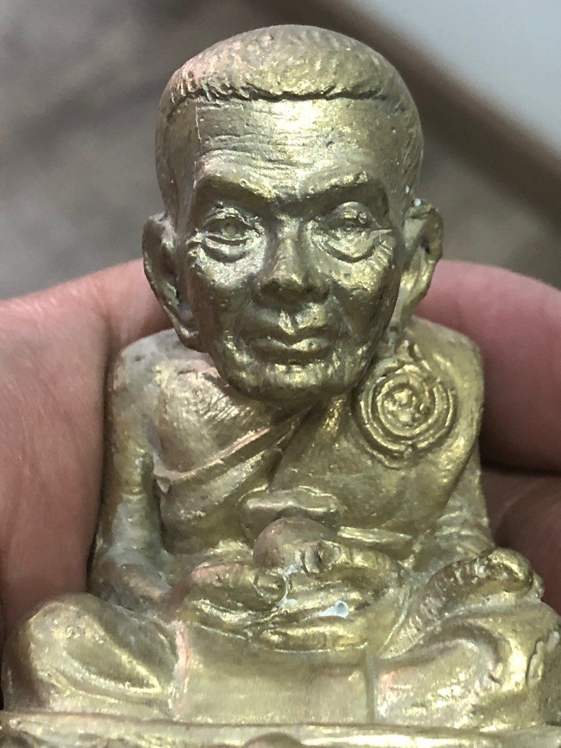Ajahn Klang Seng. Wat Khao Kut. LP Thuad Mini Bucha. Height: 7.5cm Base ...