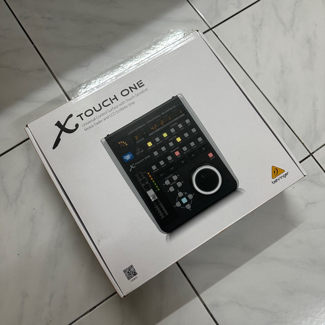 Behringer X-Touch One, Hobbies & Toys, Music & Media, Music Accessories ...