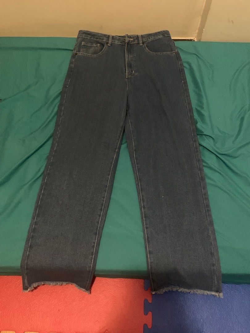 Bench Baggy Denim Pants on Carousell