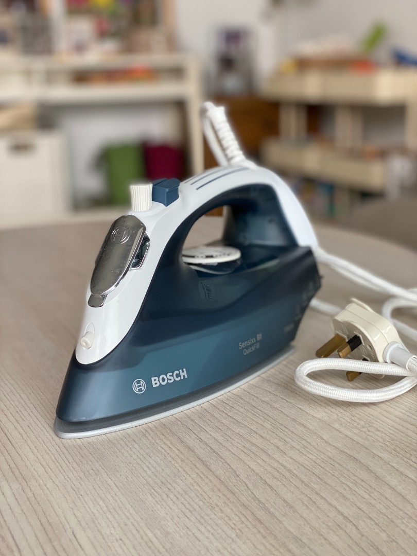 Bosch steam iron, TV & Home Appliances, Irons & Steamers on Carousell