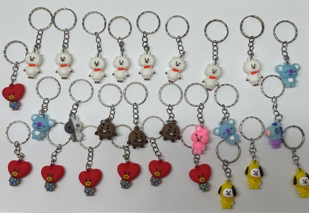 BT21 Keychains (RJ, Koya, Shooky, Mang, Chimmy, Tata, Cooky, Van), Hobbies & Toys, Memorabilia ...