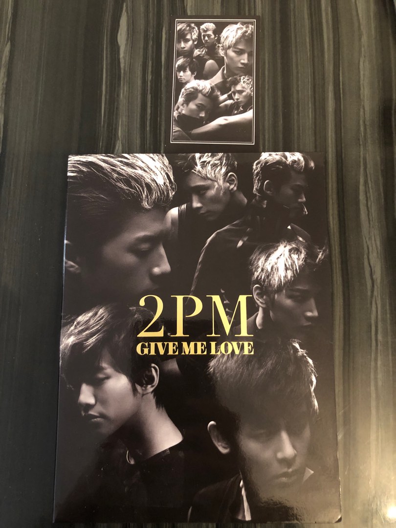 CD + DVD + 小卡 2pm cd 日版, 興趣及遊戲, 音樂、樂器 & 配件, 音樂與媒體 - CD 及 DVD - Carousell