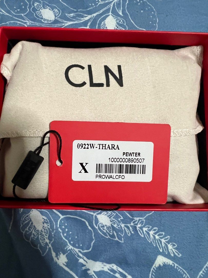 Celine (CLN) wallet/card holder, Women's Fashion, Bags & Wallets ...