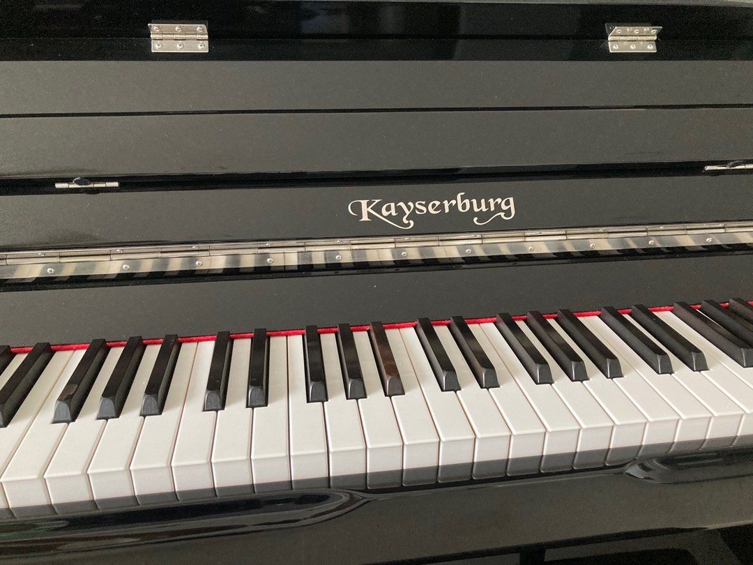 Cristofori Kayserburg Upright Piano Model UH-123EP, Hobbies & Toys ...