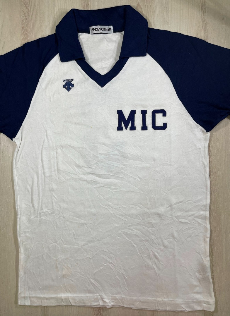 Descente Vintage White Jersey #CJ Used, Men's Fashion, Tops & Sets, Tshirts & Polo Shirts on ...