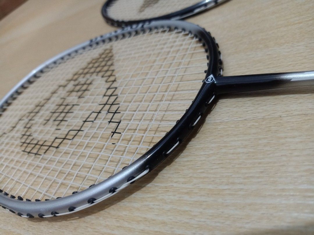 DUNLOP BADMINTON WITH SHUTTLE COCK, Sports Equipment, Sports & Games ...
