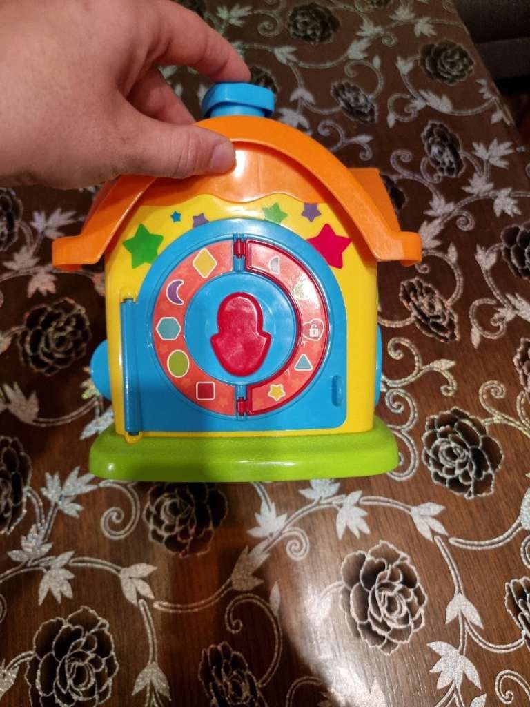 Fisher-Price Musical Pop-Up Eggs & Multifunctional Cube Toy for 3 ...