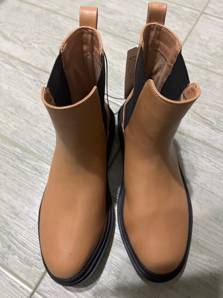 Gu boots, Women's Fashion, Footwear, Boots on Carousell