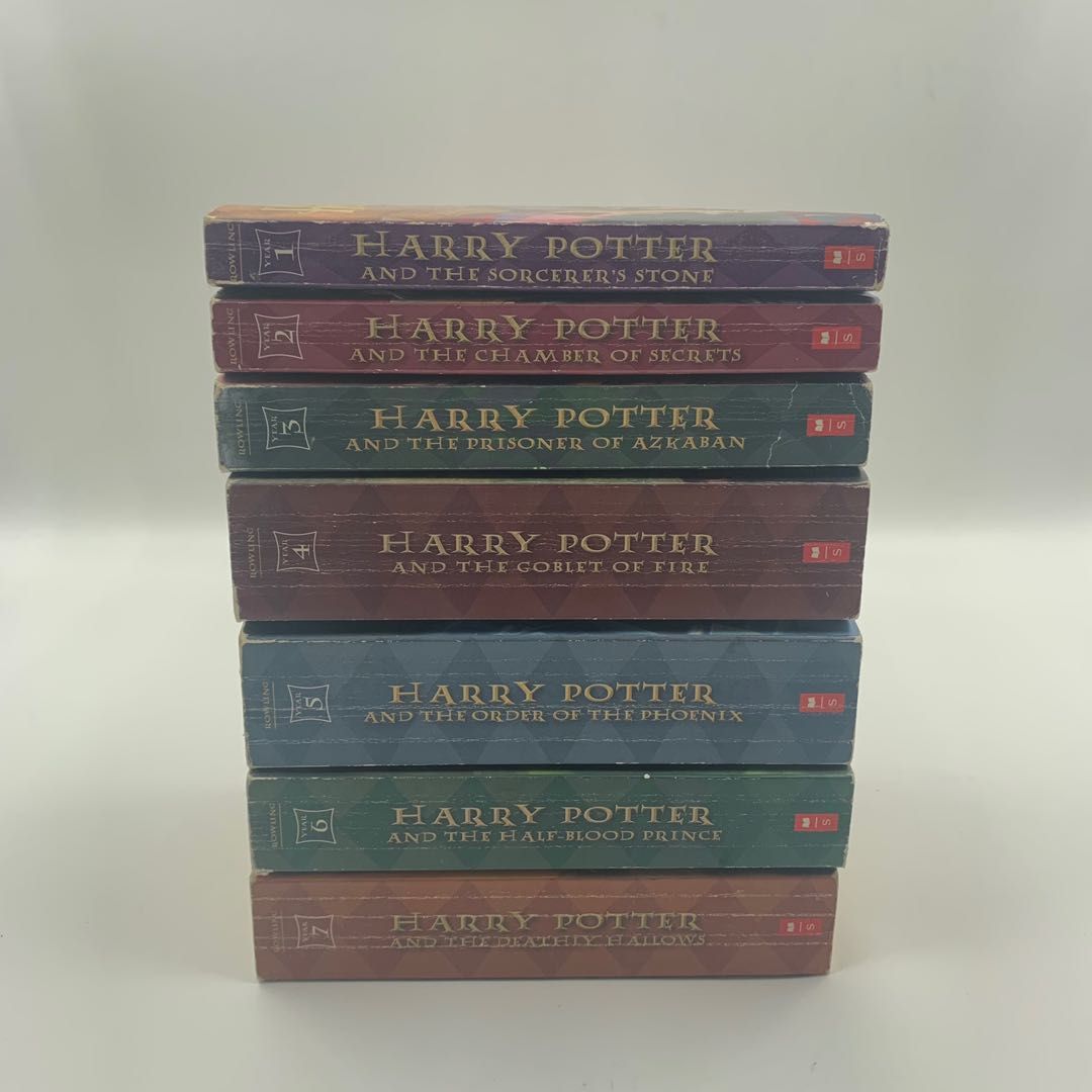 Harry Potter Set (+FREE Dobby Book), Hobbies & Toys, Books & Magazines ...