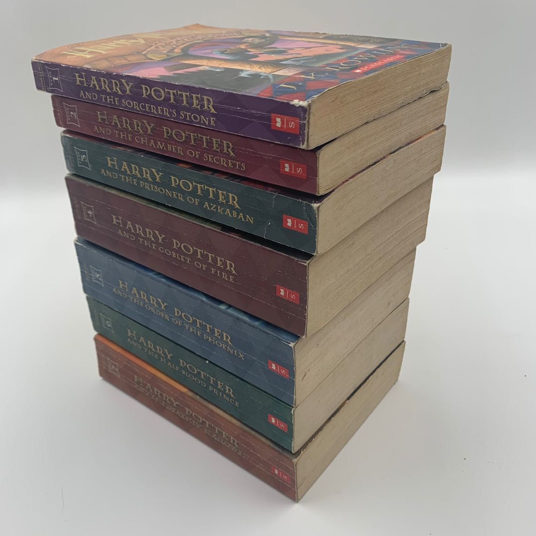 Harry Potter Set (+FREE Dobby Book), Hobbies & Toys, Books & Magazines ...