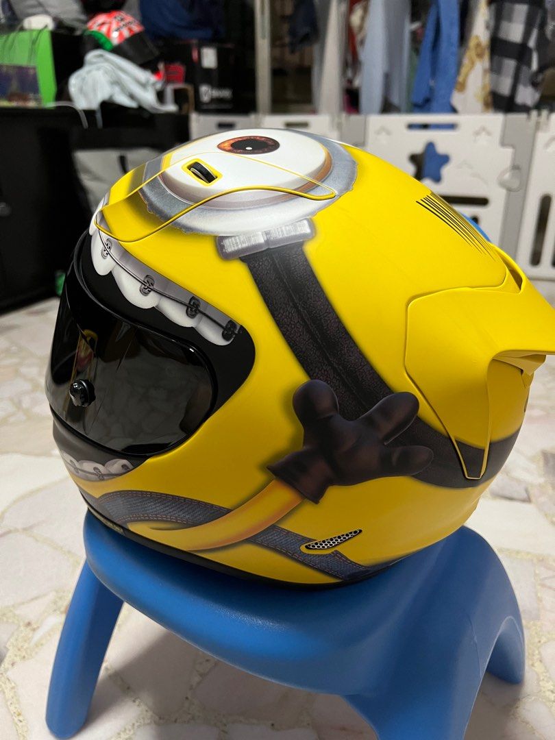 HJC RPHA 11 Minion, Motorcycles, Motorcycle Accessories on Carousell
