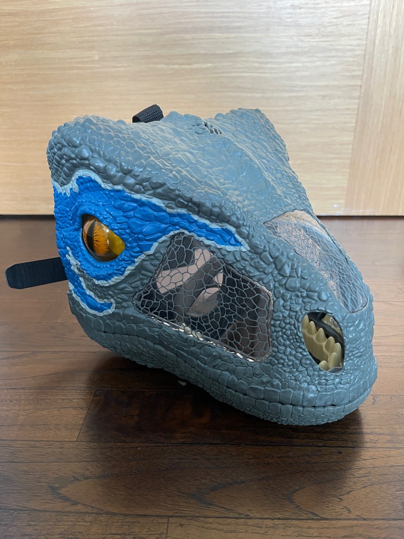 Jurassic World Velociraptor Blue Mask + dinosaur claws, Hobbies & Toys ...