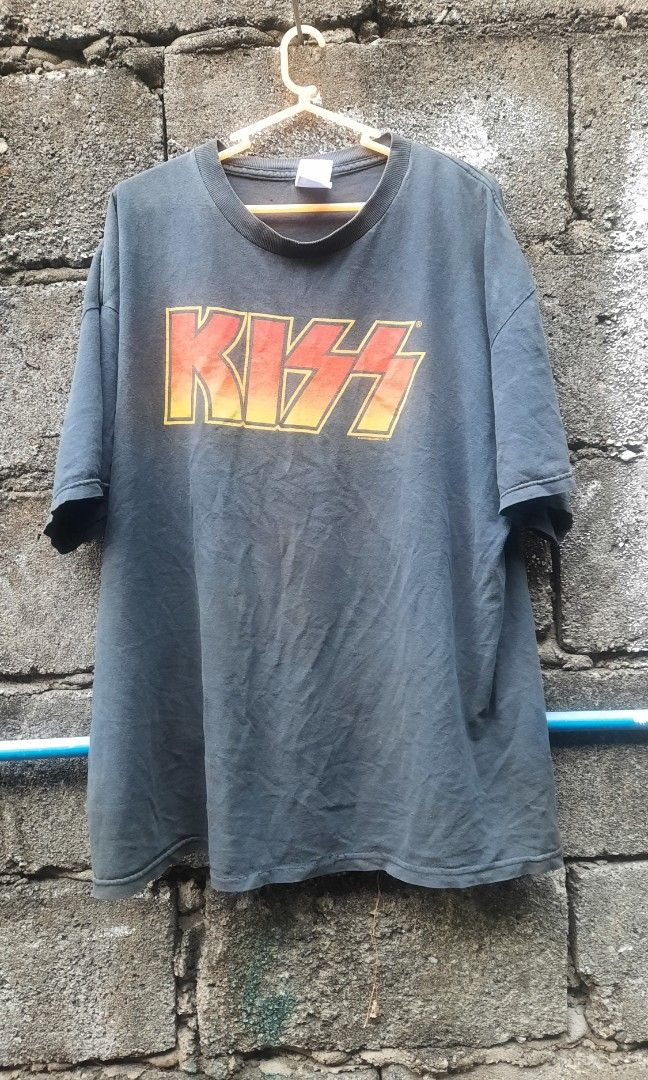 Kizz 2005 by tennessee river, Men's Fashion, Tops & Sets, Tshirts ...