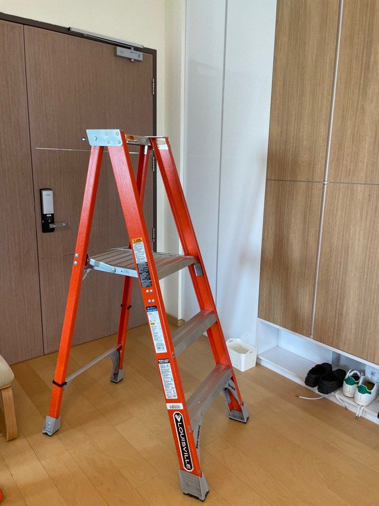 LOUISVILLE FP1503 3' FIBERGLASS PLATFORM STEP LADDER, Furniture & Home ...