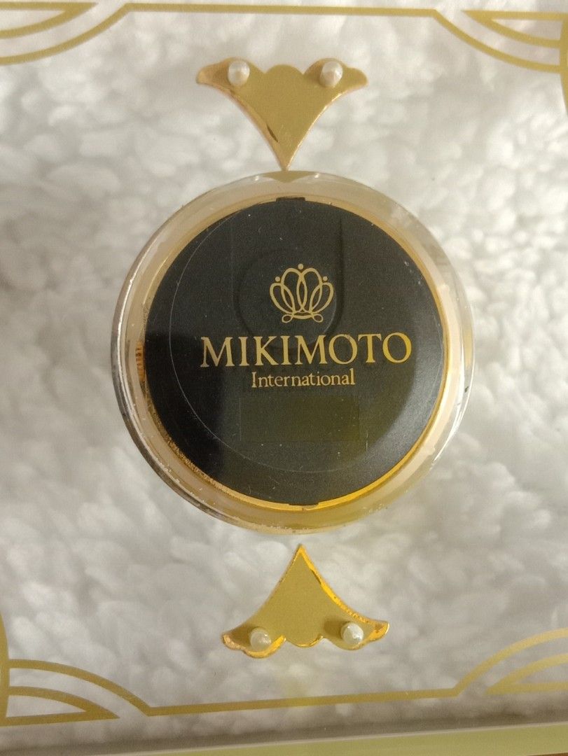 MIKIMOTO International Desk Clock Japan with Two Pearl on Carousell