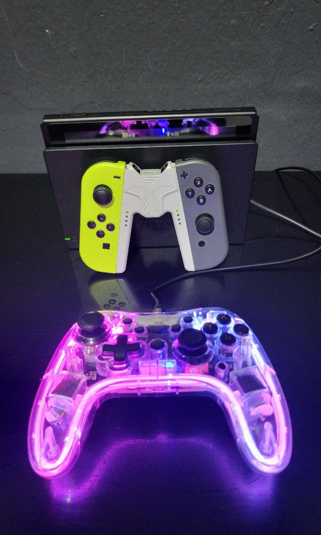 Modded Nintendo Switch with free pro controllers, Video Gaming, Video ...