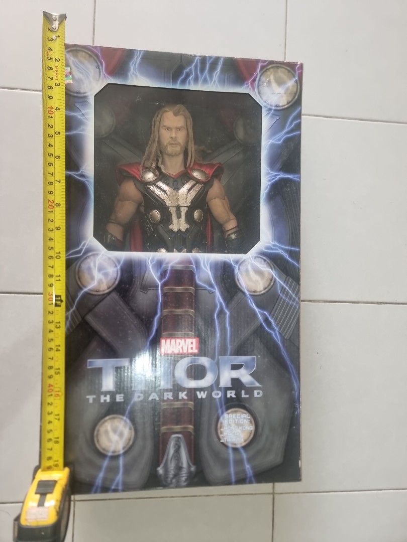 Neca: Thor The Dark World 1/4 scale Action Figure, Hobbies & Toys, Memorabilia & Collectibles ...