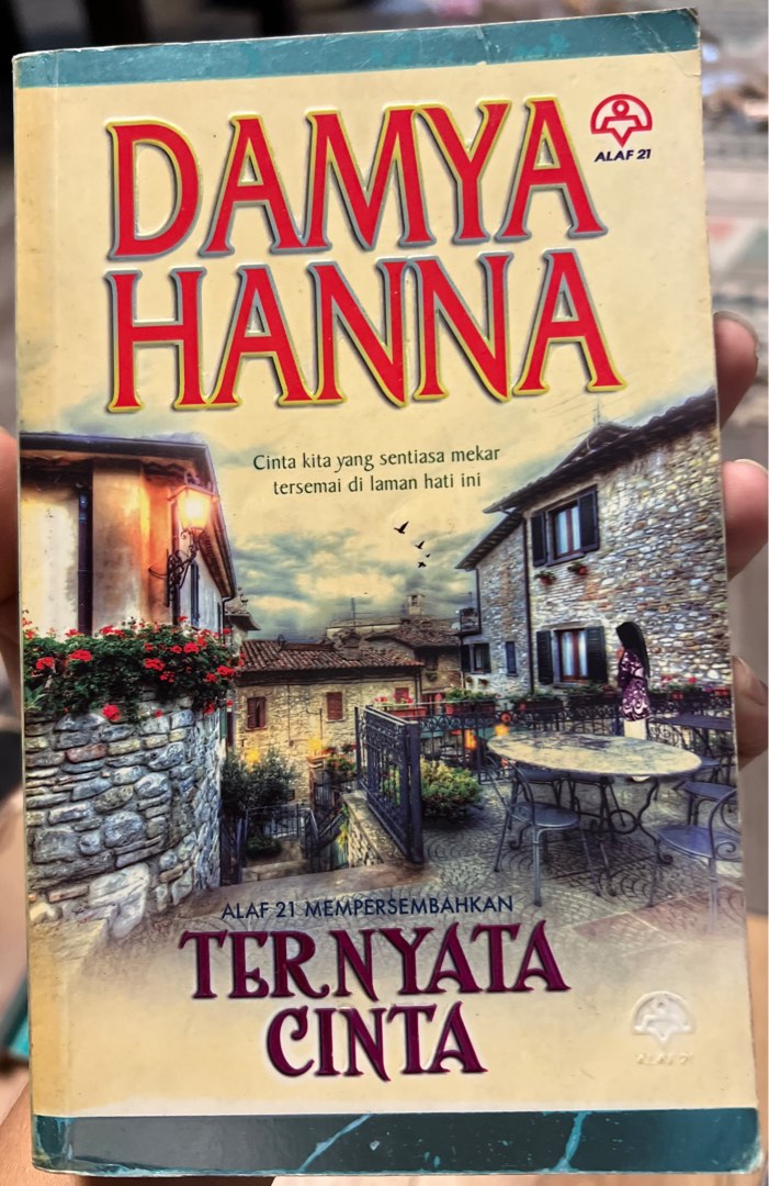 Novel Ternyata Cinta Damya Hanna Hobbies And Toys Books And Magazines