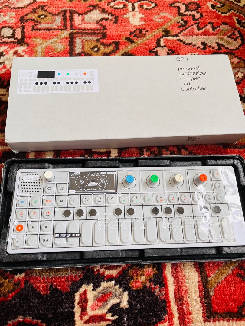 OP-1 (Teenage Engineering) Personal Synthesizer, Hobbies & Toys, Music ...