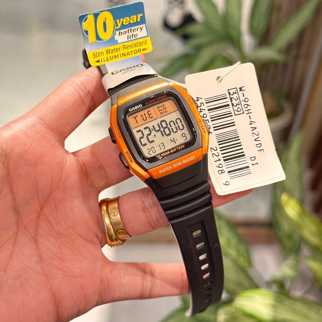 Original casio digital rubber watch, Men's Fashion, Watches ...