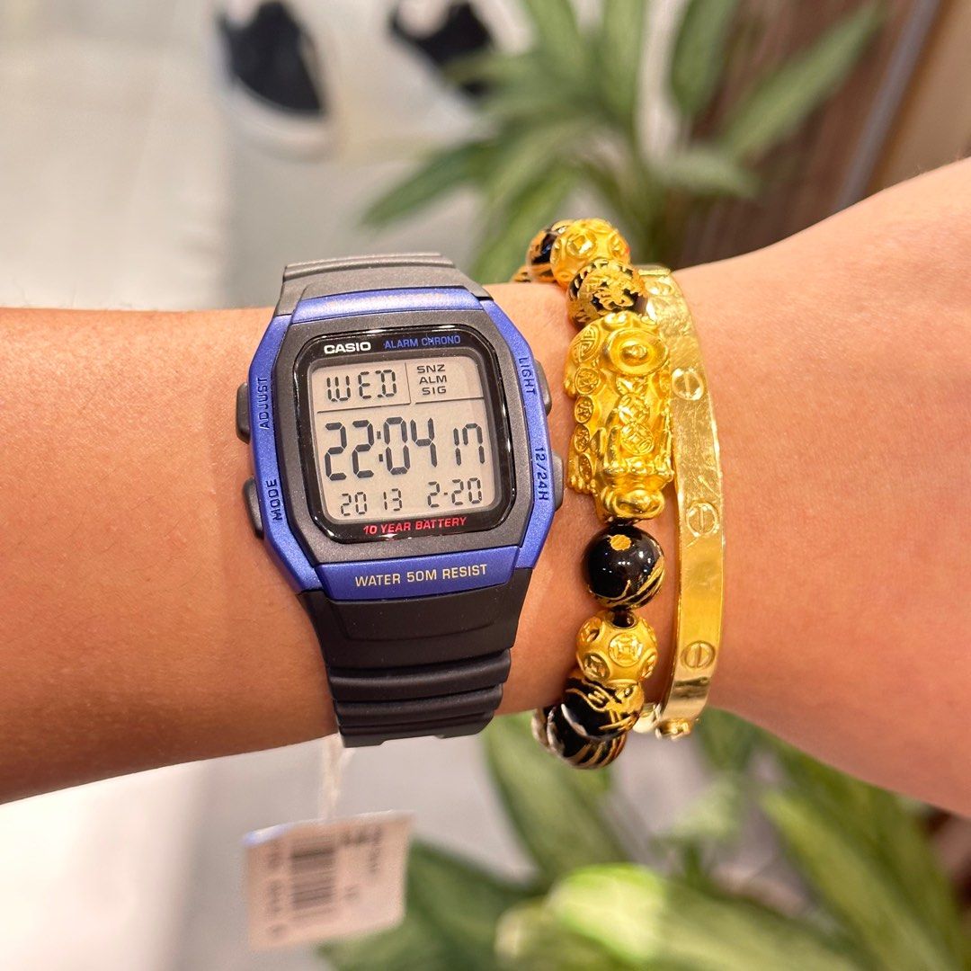 Original casio digital rubber watch, Men's Fashion, Watches ...