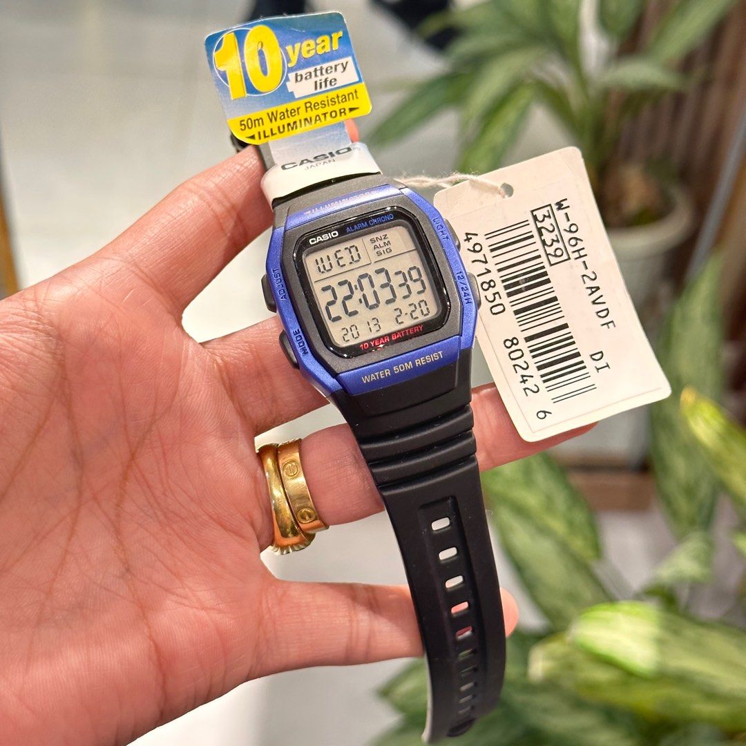 Original casio digital rubber watch, Men's Fashion, Watches ...