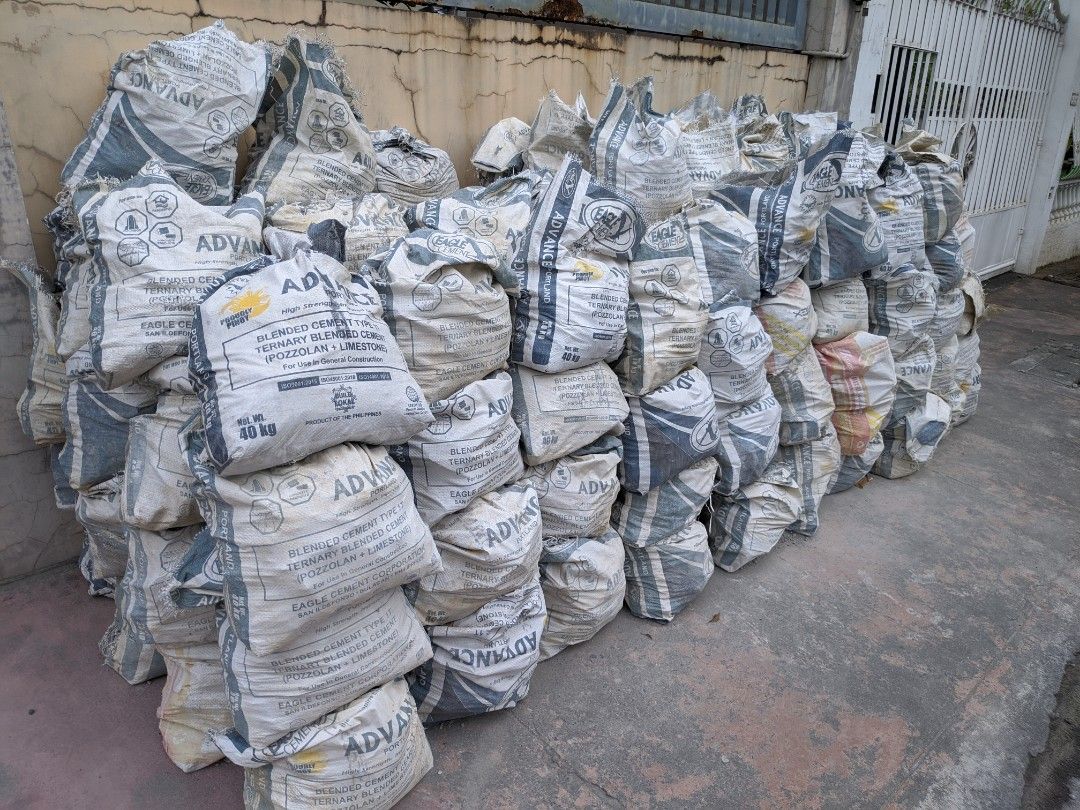 Panambak - Lupa at tinibag na pader on Carousell