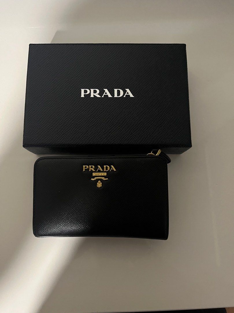 Prada wallet, Women's Fashion, Bags & Wallets, Wallets & Card Holders ...