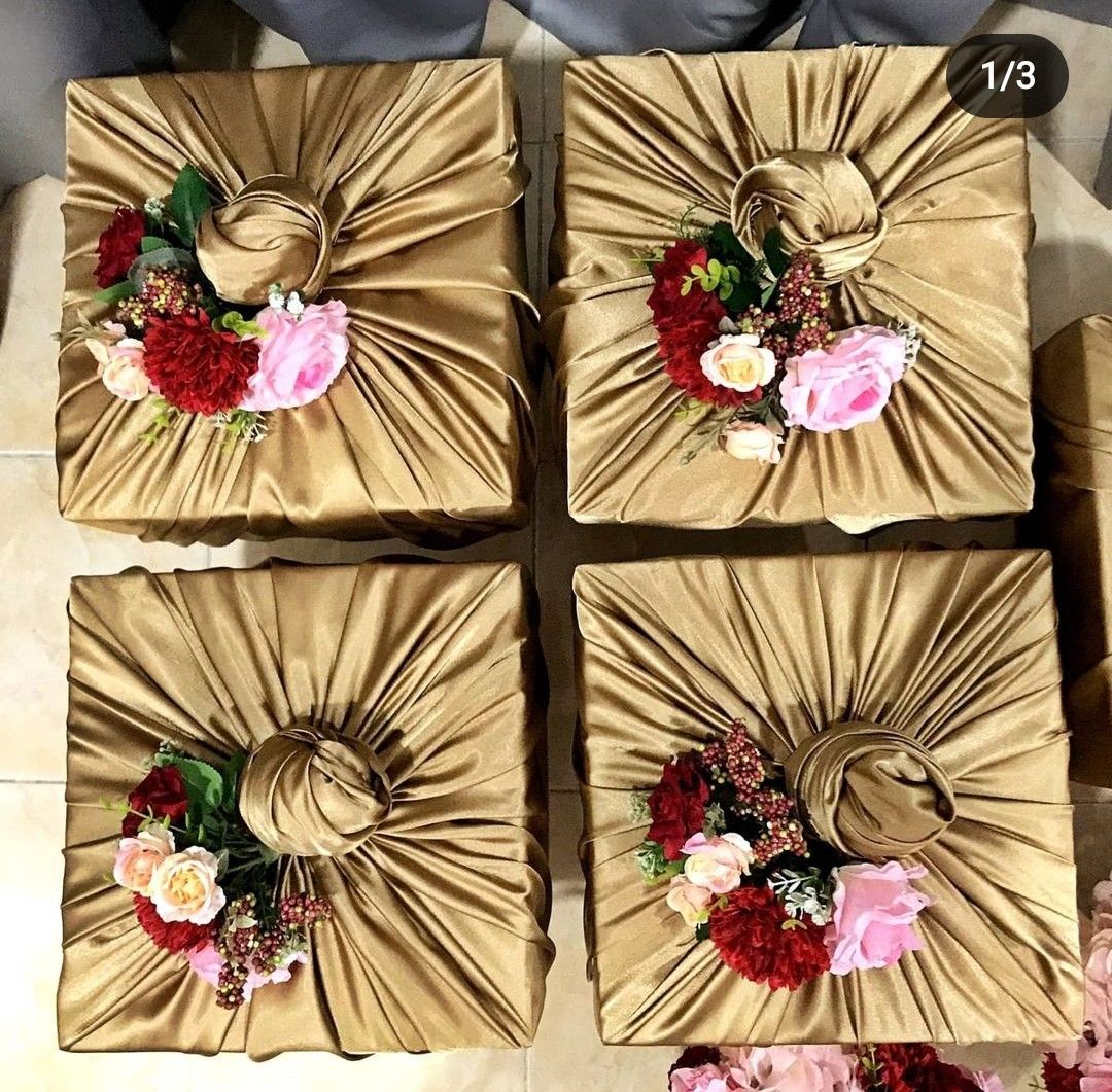 [SALE] Kain Satin Hidden Hantaran, Hobbies & Toys, Stationery & Craft ...