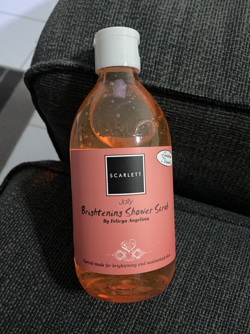 Scarlett Brightening Shower Scrub, Kesehatan & Kecantikan, Kulit, Sabun ...