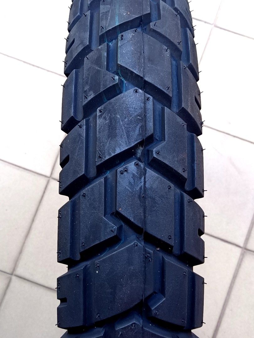 Shinko E705 set, Motorcycles, Motorcycle Accessories on Carousell