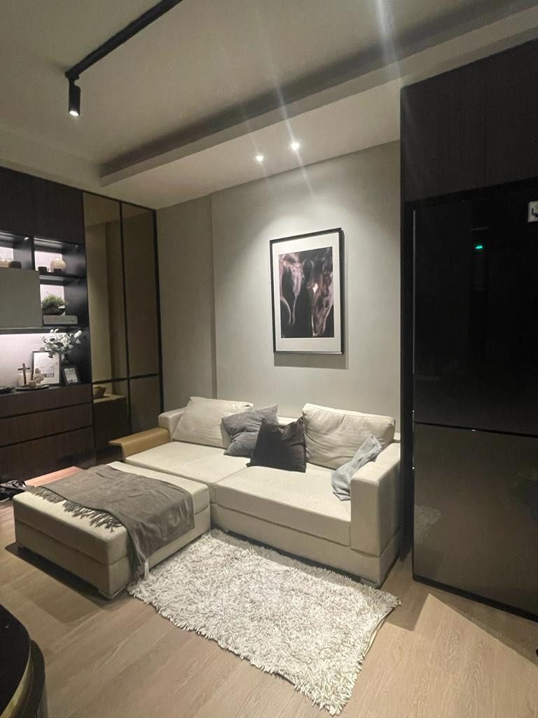 Sofa Estetik L Shape Perabotan Rumah Di Carousell