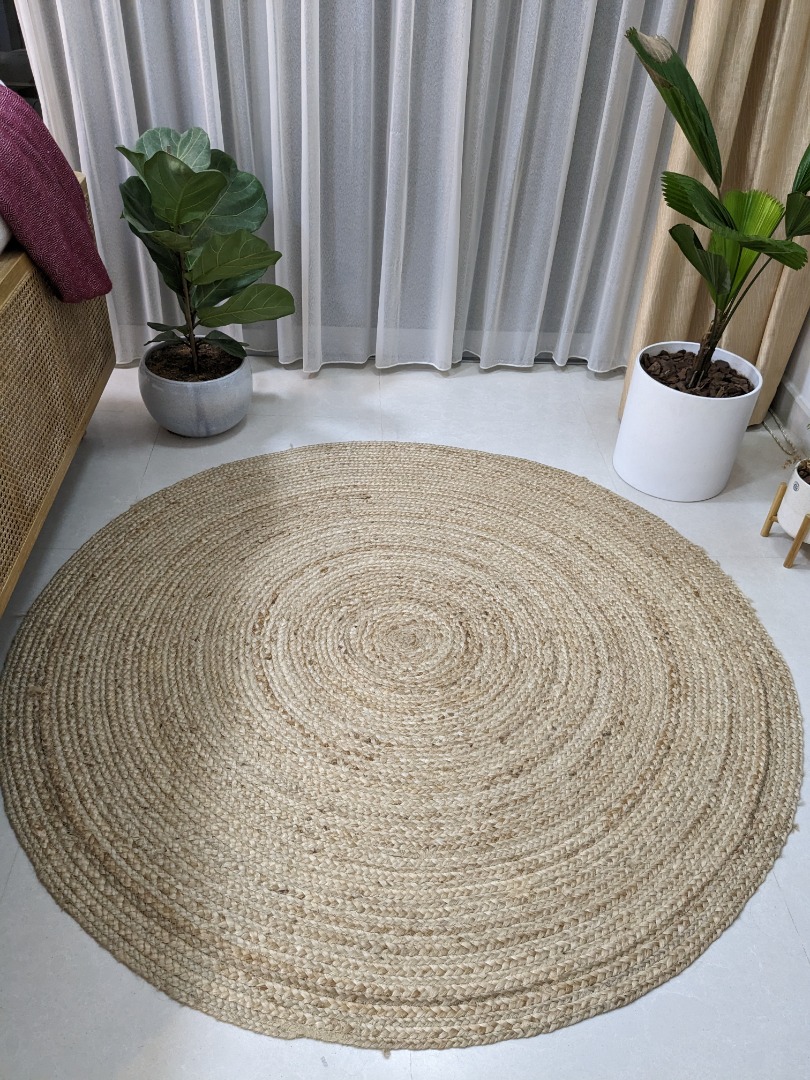 Soft jute / rattan rug, 1.5m round, Furniture & Home Living, Home Decor ...