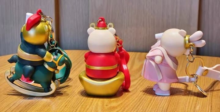 Starbucks CNY keychain 2023 /Choy San Ye/chang er/men shen, Hobbies ...