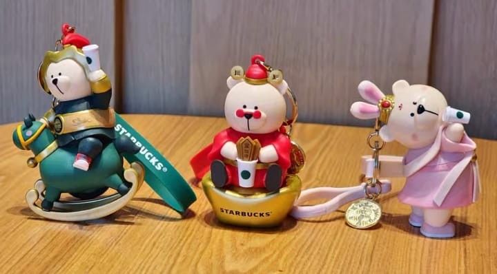 Starbucks CNY keychain 2023 /Choy San Ye/chang er/men shen, Hobbies ...
