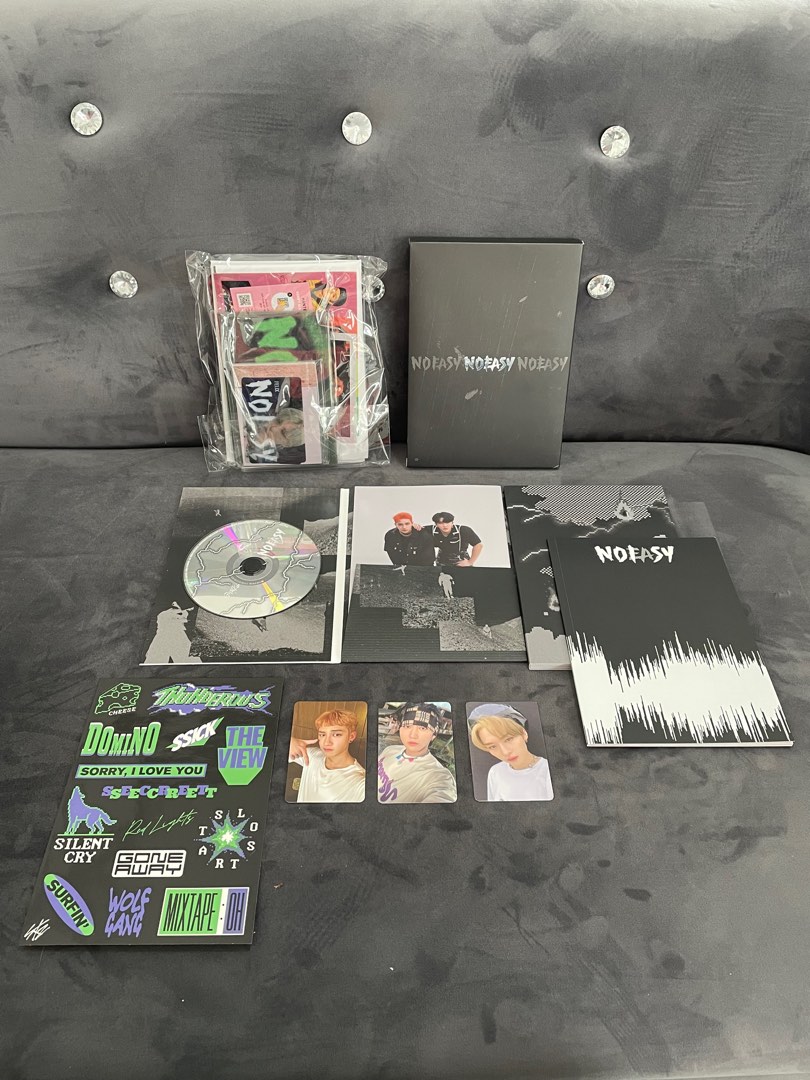 Stray Kids NOEASY Limited Version Album, Hobbies & Toys, Collectibles ...