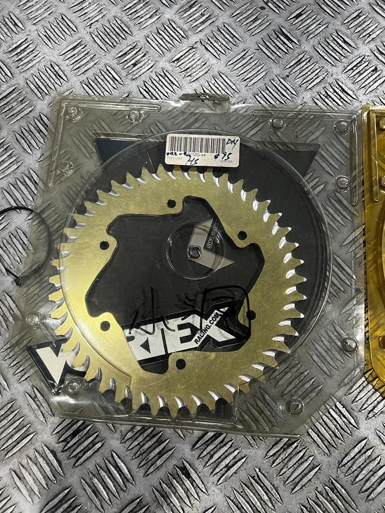 Suzuki DRZ400 Sprocket VORTEX, Motorcycles, Motorcycle Accessories on ...