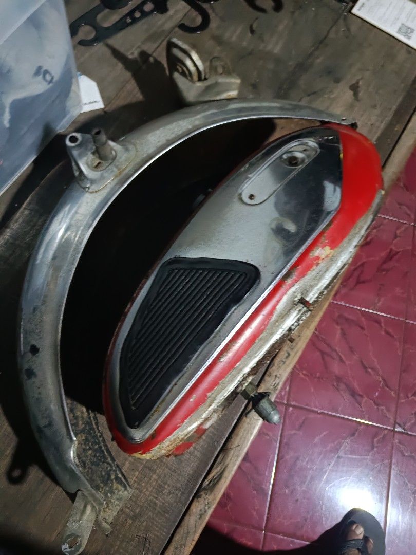 Tangki motor lawas dan selebor belakang, Aksesoris Mobil di Carousell