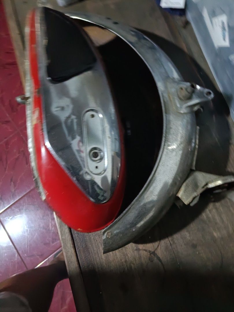 Tangki motor lawas dan selebor belakang, Aksesoris Mobil di Carousell