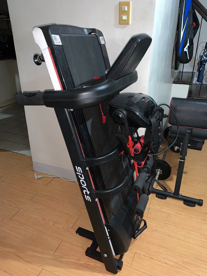 Foldable Treadmill 2nd hand, Furniture & Home Living, Outdoor Furniture ...