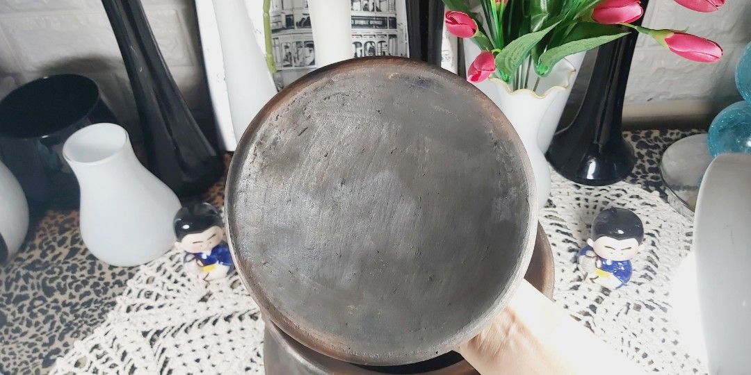 Vigan Burnay(Clay Pot) with cover Large Size, Furniture & Home Living ...