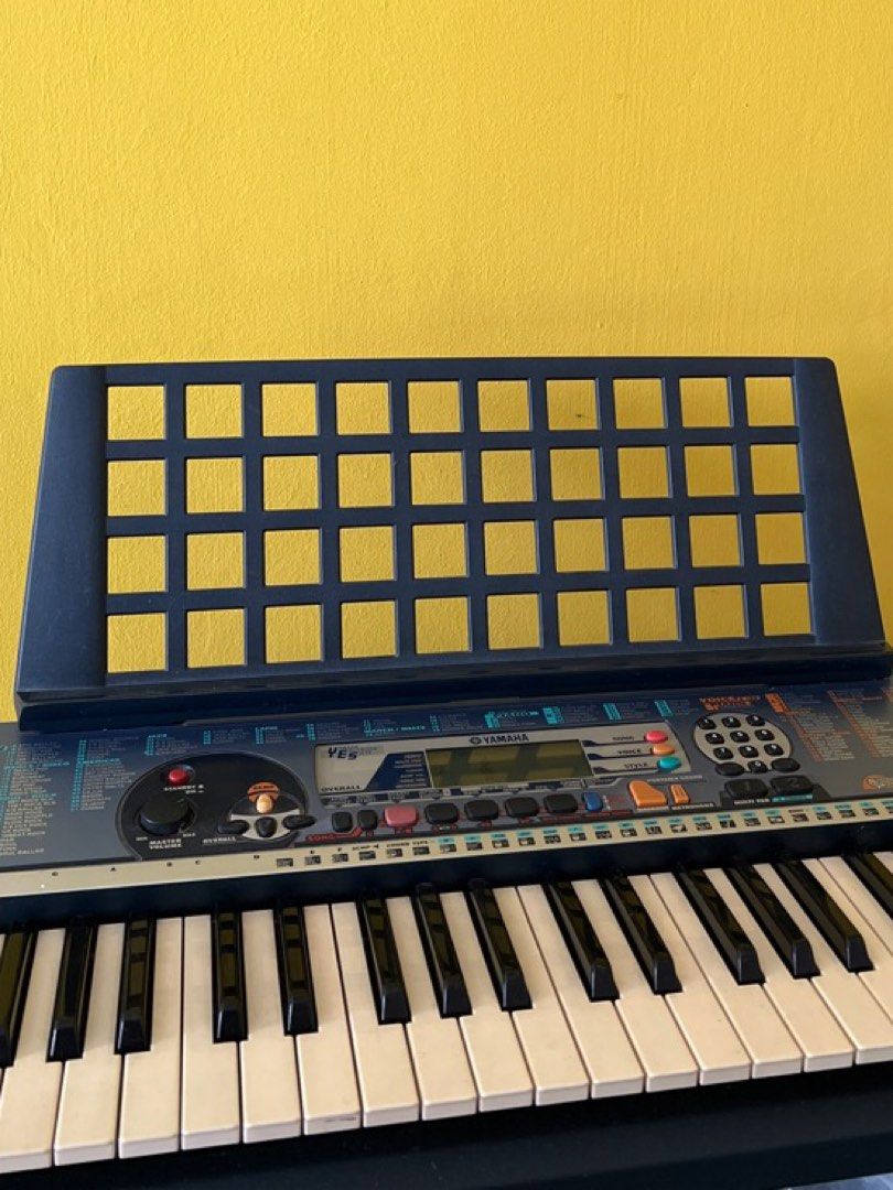 Yamaha Electronic Keyboard 29 Keys Piano With Stands and Score Board ...