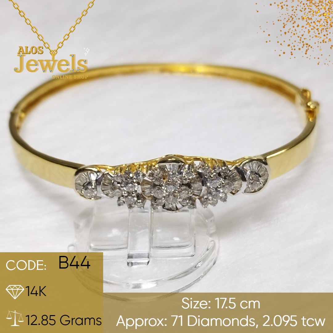 14K Gold Bangle with Real Natural Diamonds, Women's Fashion, Jewelry & Organizers, Bracelets on ...