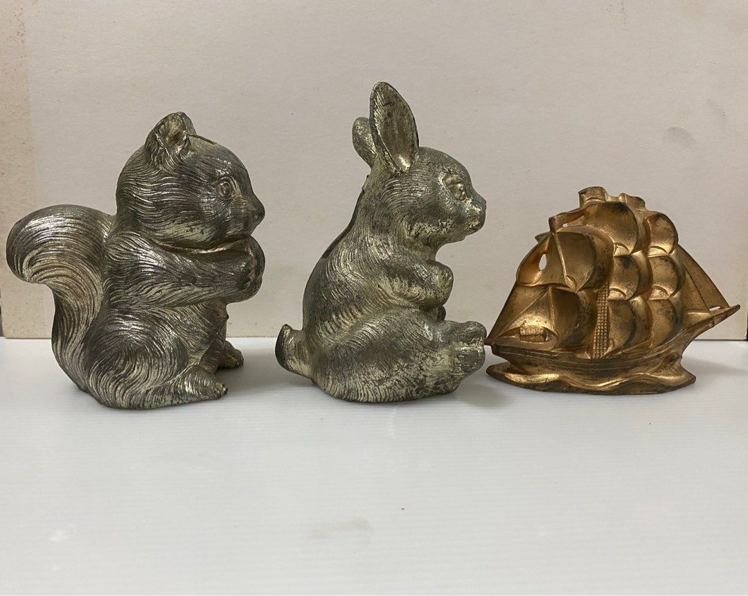 50s Squirrel & Yatch Made in Occupine Japan Coin Bank, Hobbies & Toys ...